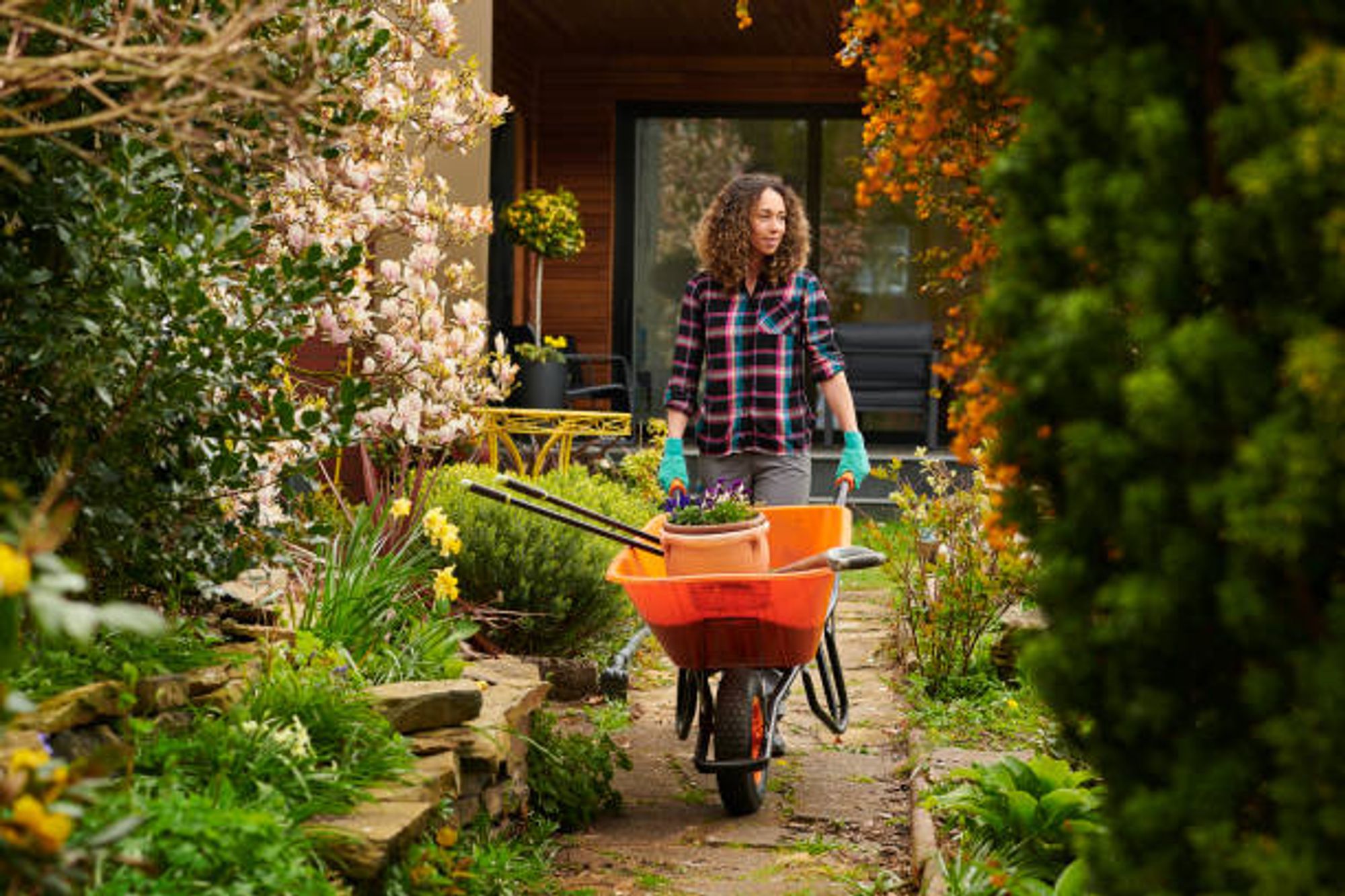 10 Amazing Fairy Garden Ideas For Your Garden