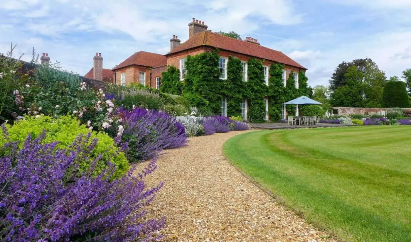 Country Landscape Design - Everything You Need To Know