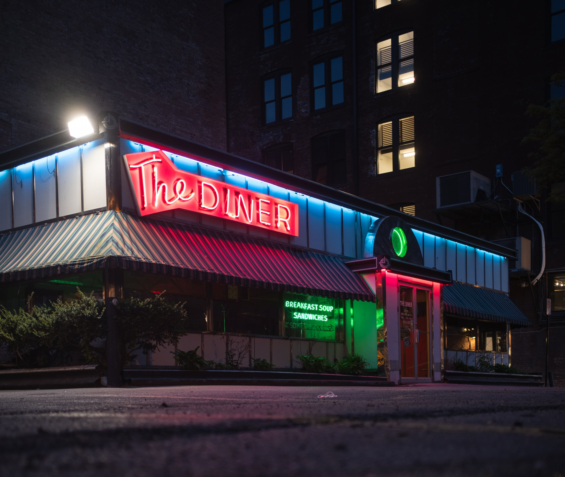 The Importance of Location Intelligence in the Restaurant Industry