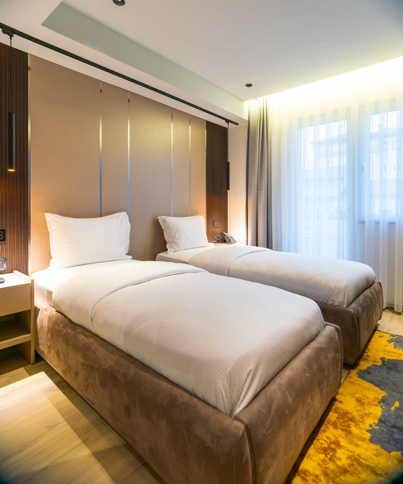 Rooms - Emery Hotel
