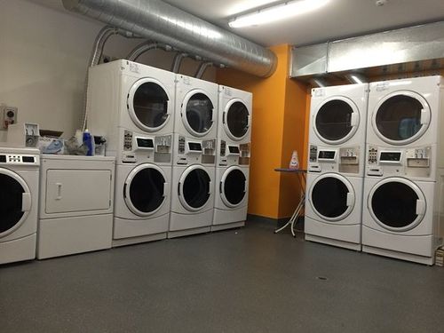 Washer-Dryers - Commercial Laundry Equipment