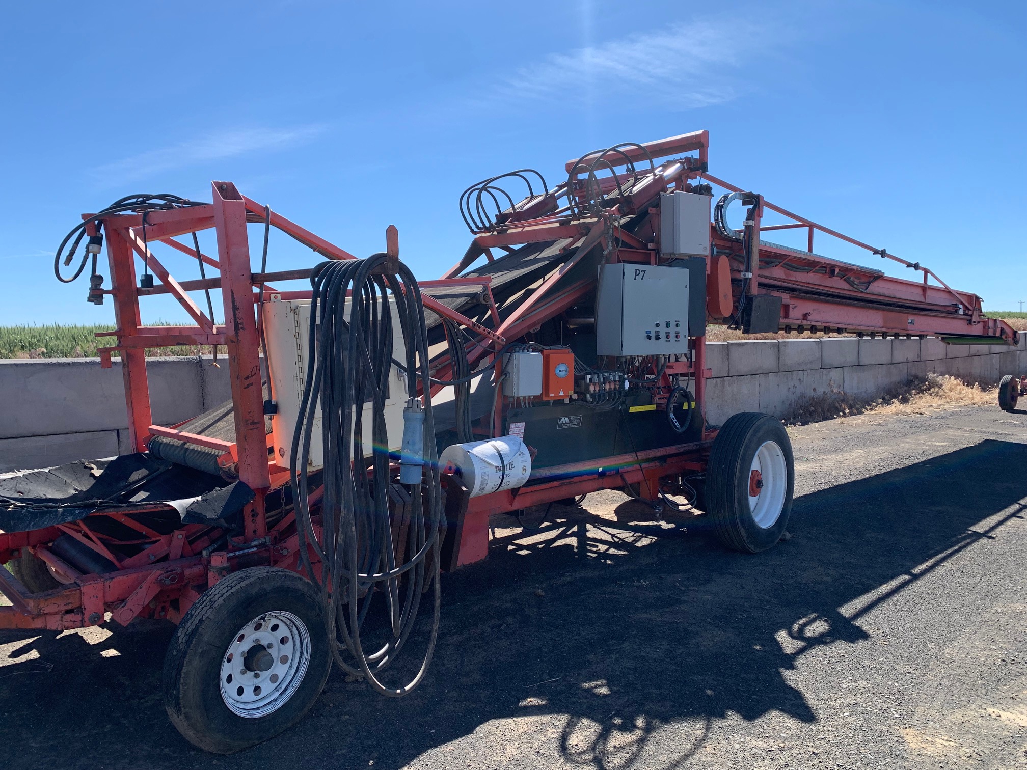 1998 Milestone 36" Piler
