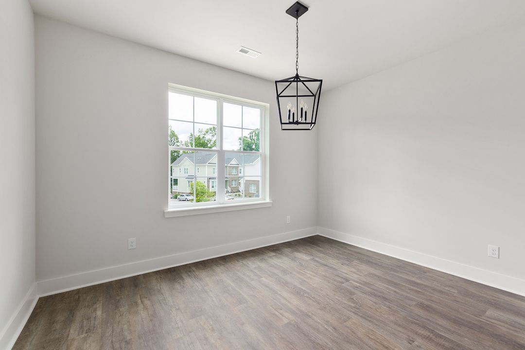 Virtual Staging for $7/image With Apply Designs Staging Software