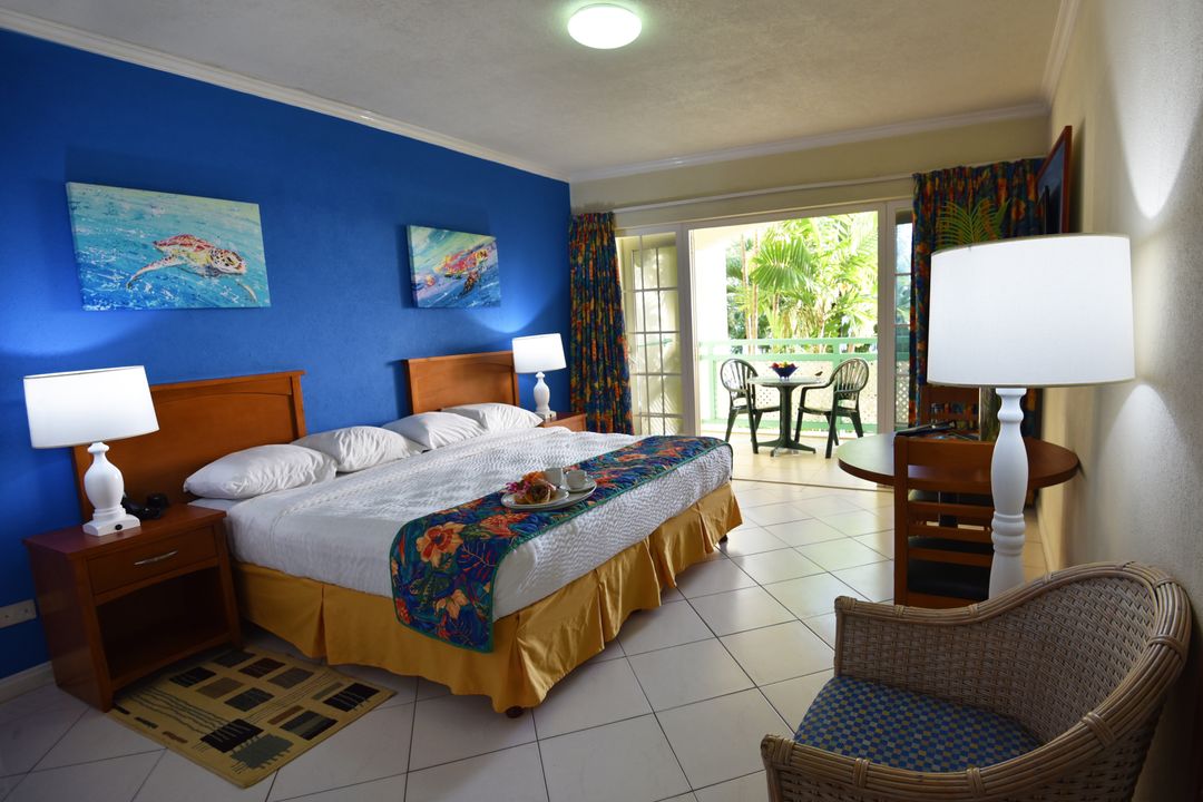 Deluxe Studio Apartment - Blue Orchids Beach Hotel