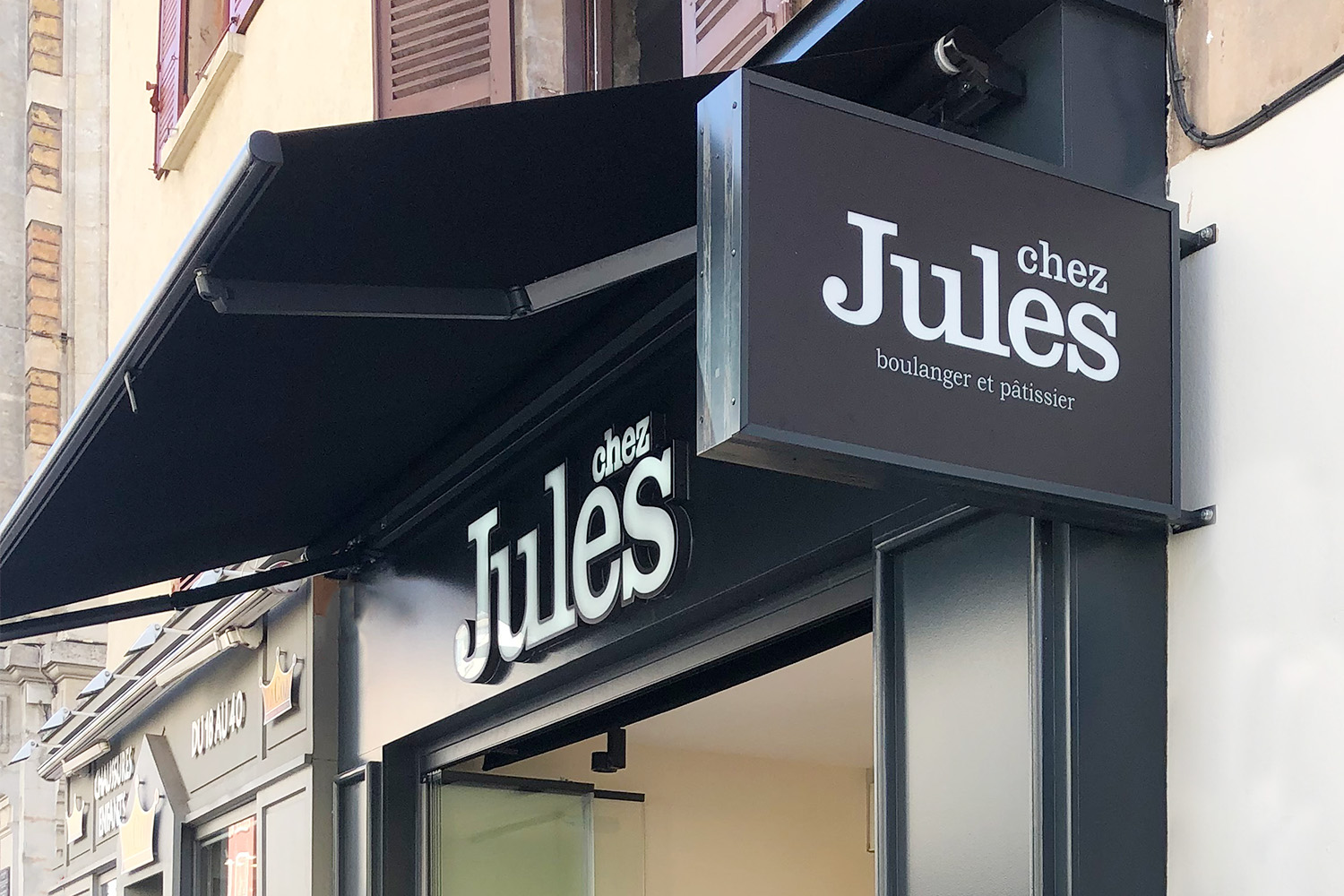 Signalétique pour les boulangeries Chez Jules