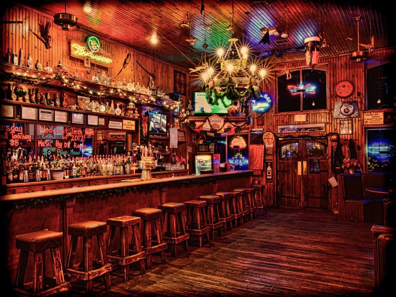 Capitol Bar & Brewery - Craft Beer, Live Music & Food