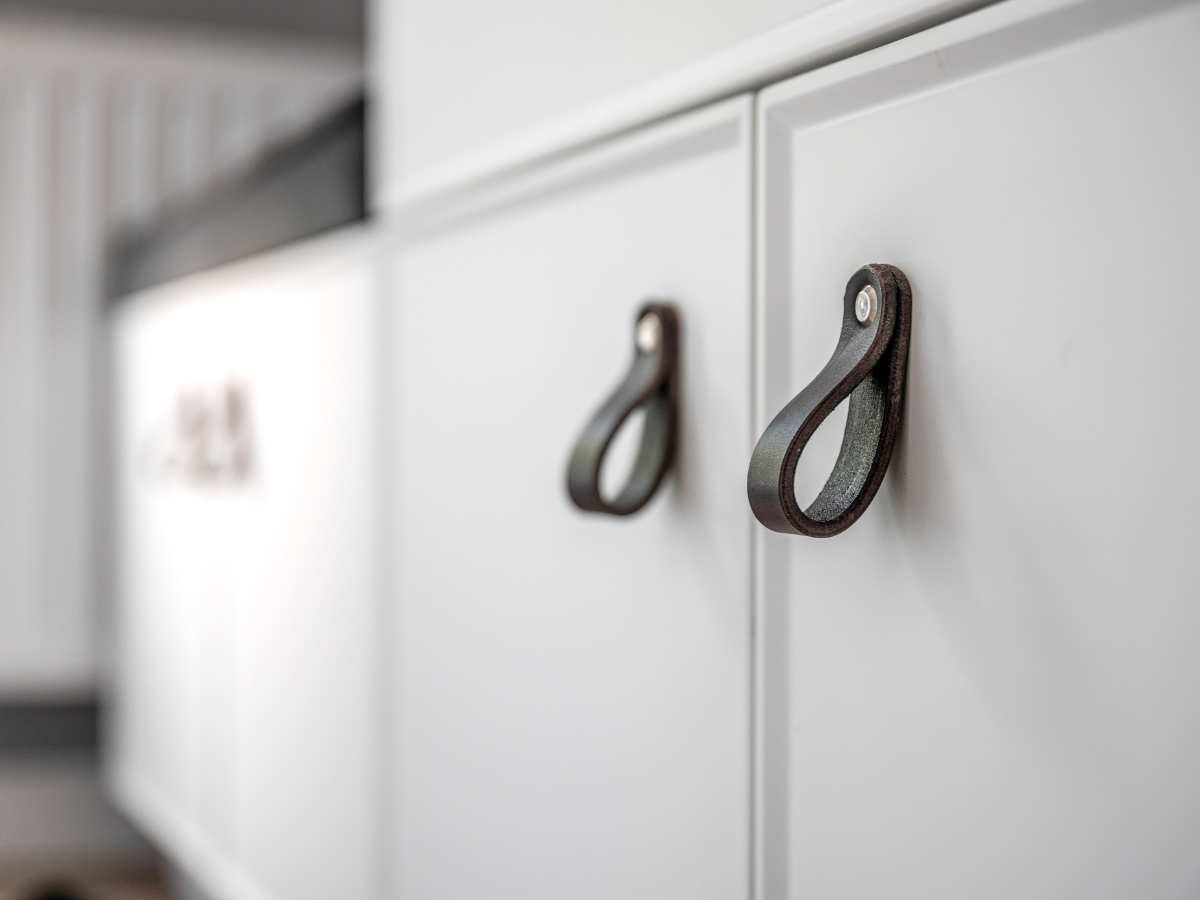 What’s Trending in Cabinet Hardware? | Custom Cabinets | C & C Cabinets