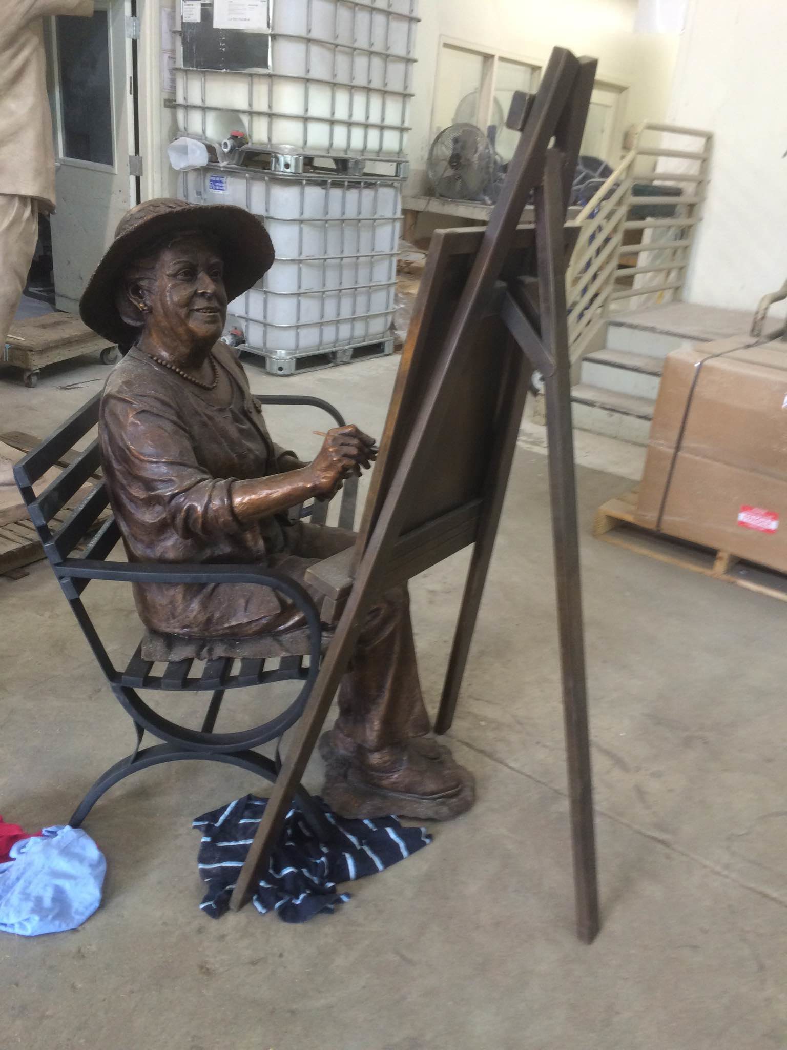Big Statues Helps to Continue Family Legacy with yet, Another Grand ...