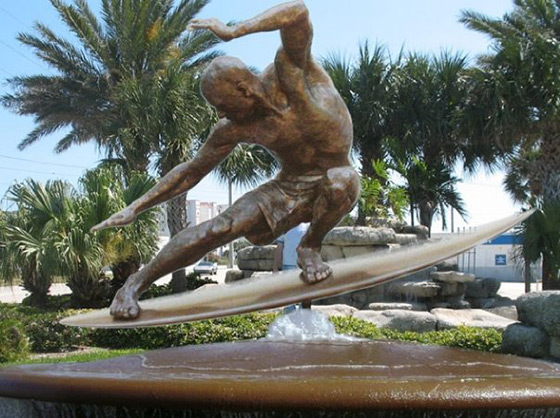 Kelly Slater gets bronze statue in Cocoa Beach | Big Statues
