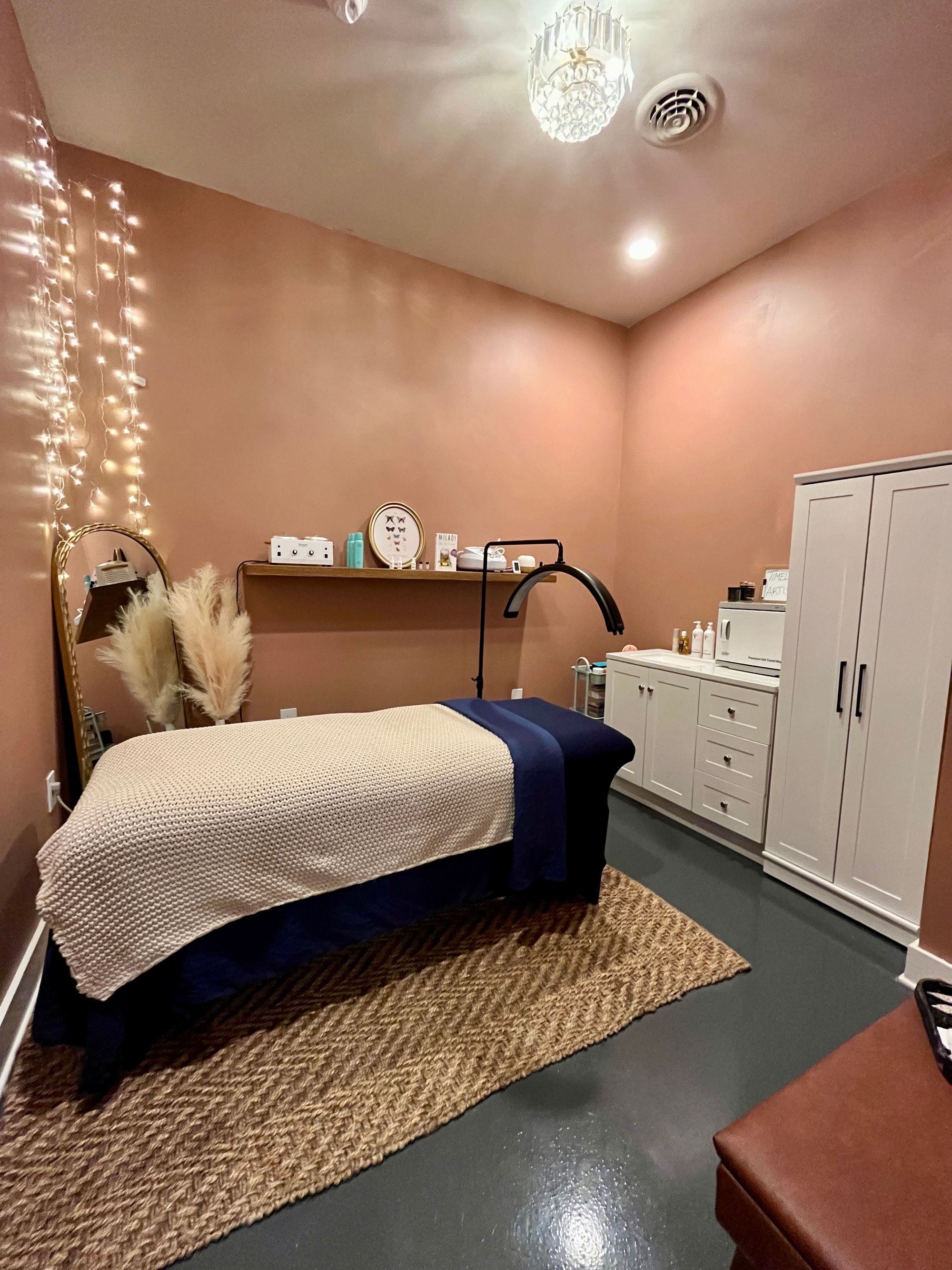 Glimmer Gloss Salon - Hair and Spa in Latham, NY Capital Region