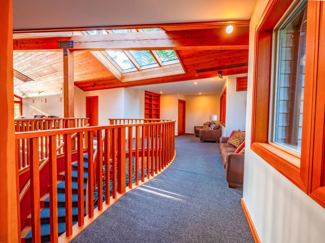 Ocean Front Cabins Accommodations - The Cabins at Terrace Beach