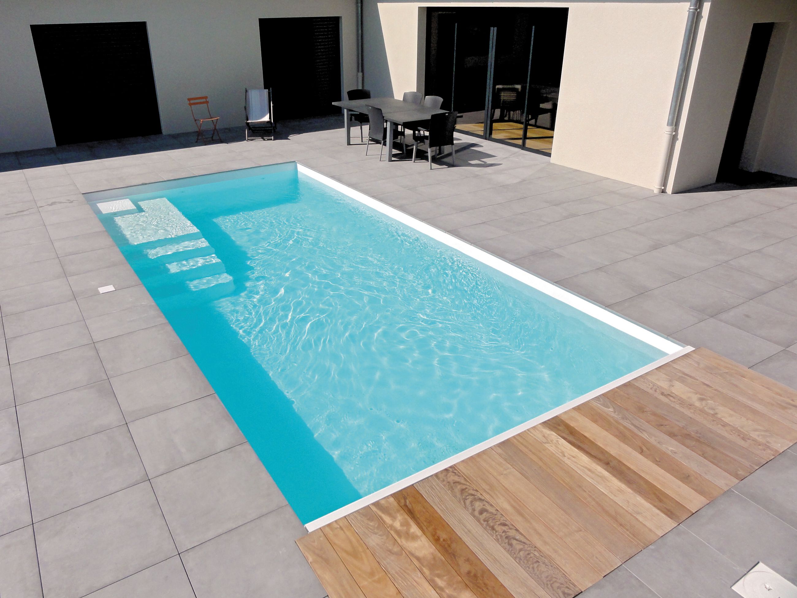 N°1 des piscines coques