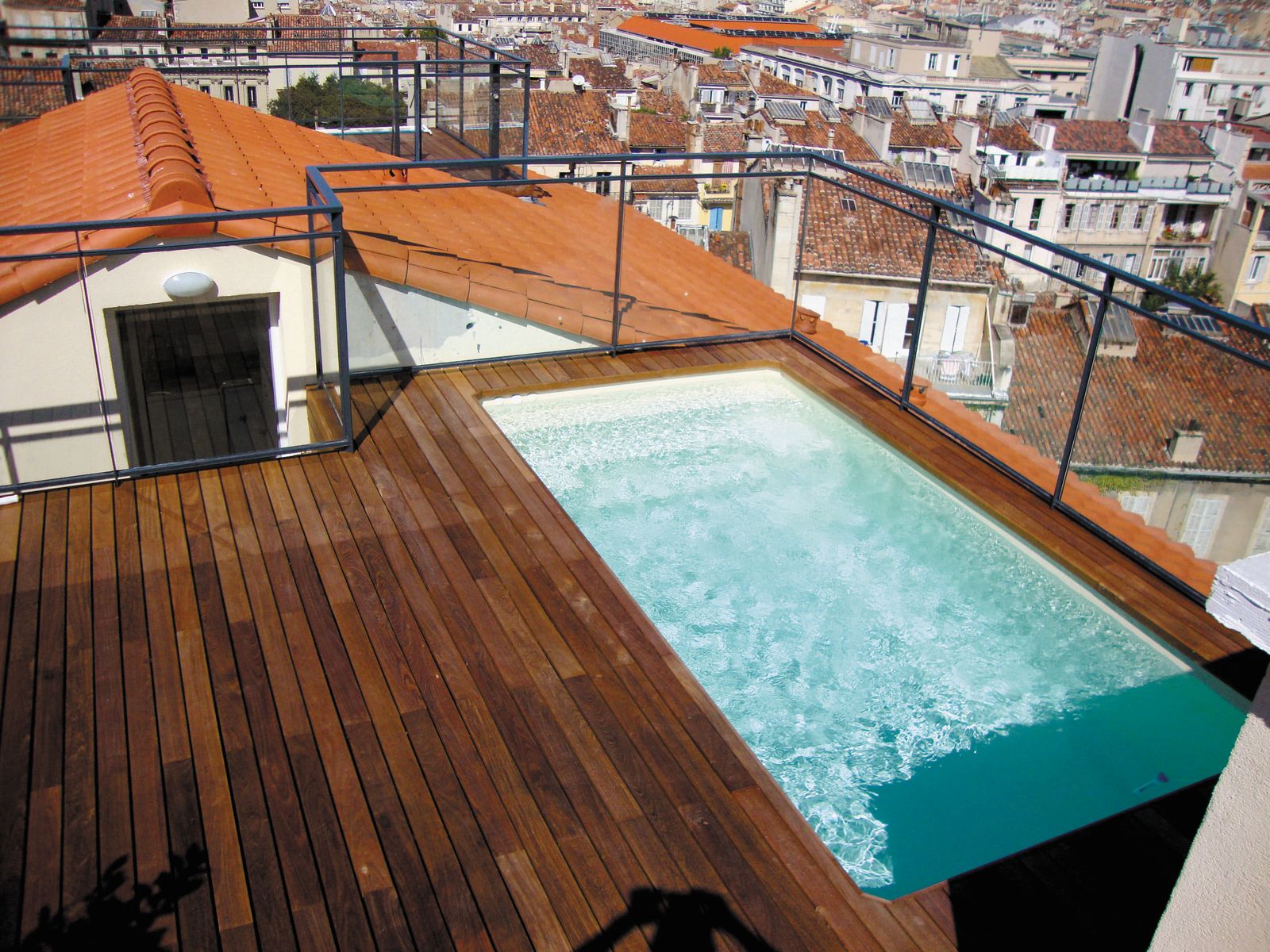 N°1 des piscines coques