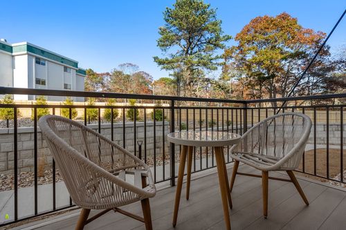 Residence at 850 | Cape Cod Luxury Apartments