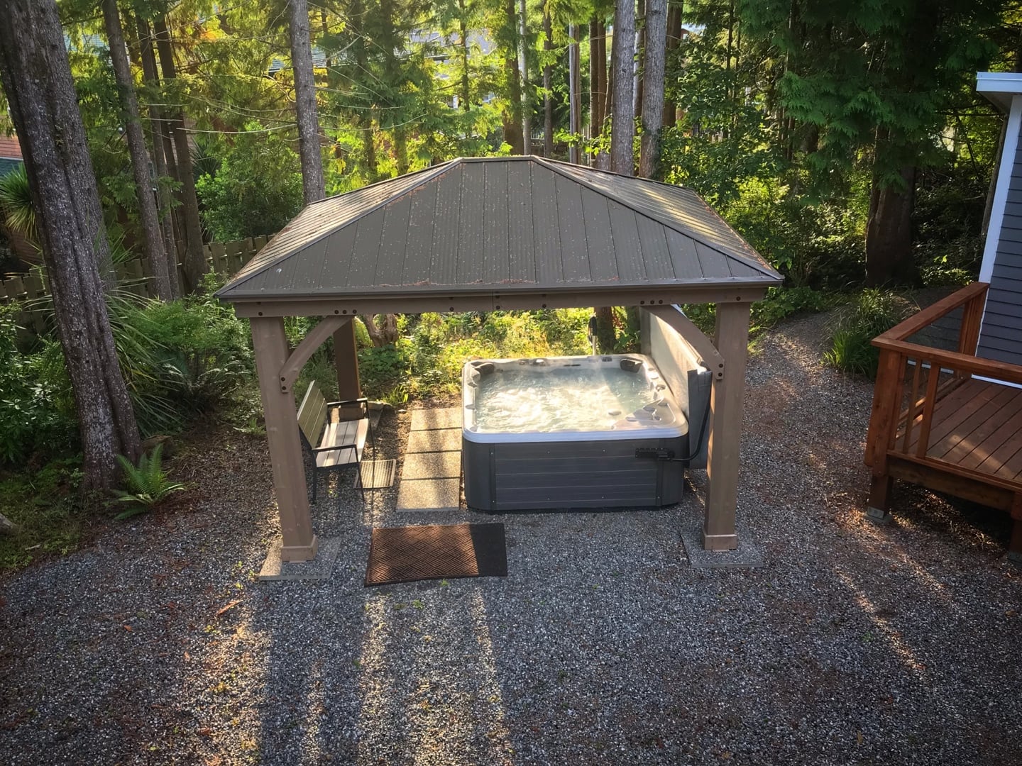 Gallery - Ucluelet Hotel - The Francis Inn