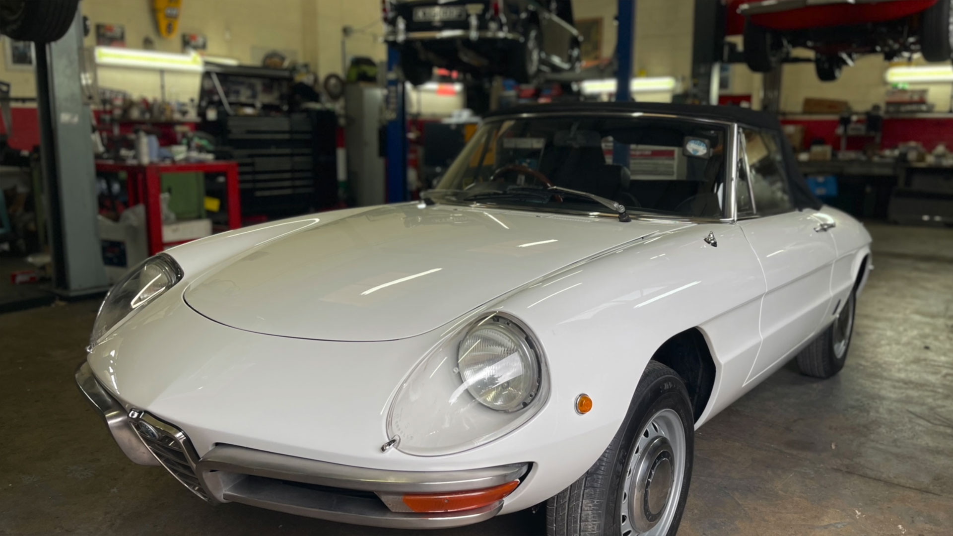 Jworx Automotive - Alfa Romeo Spider Boat-tail