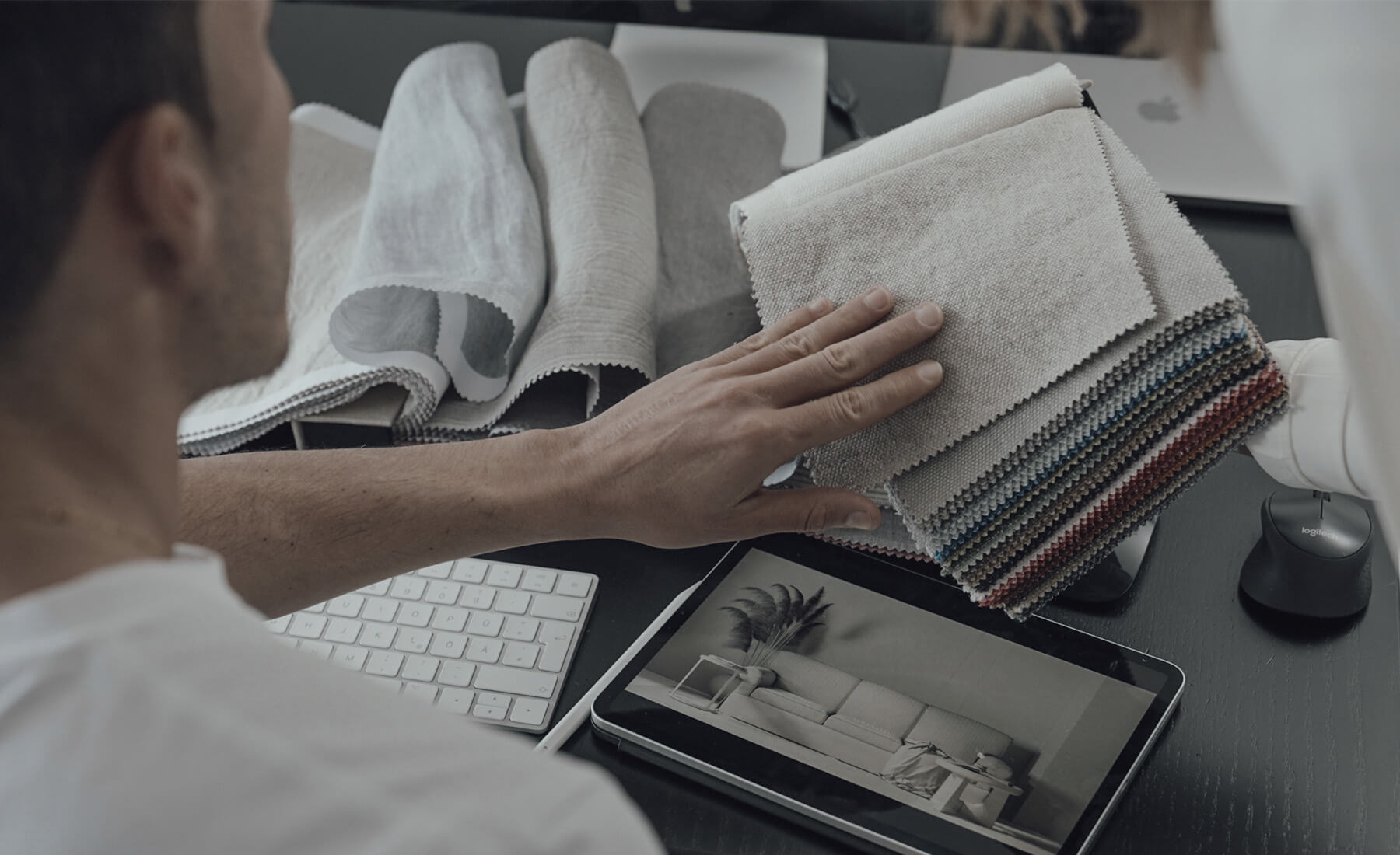 Realistic CGI Materials & Textures for Visualization by Danthree