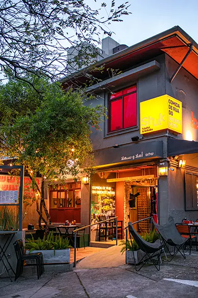 Comida de rua do Oriente Médio - SHUK Falafel & Kebabs