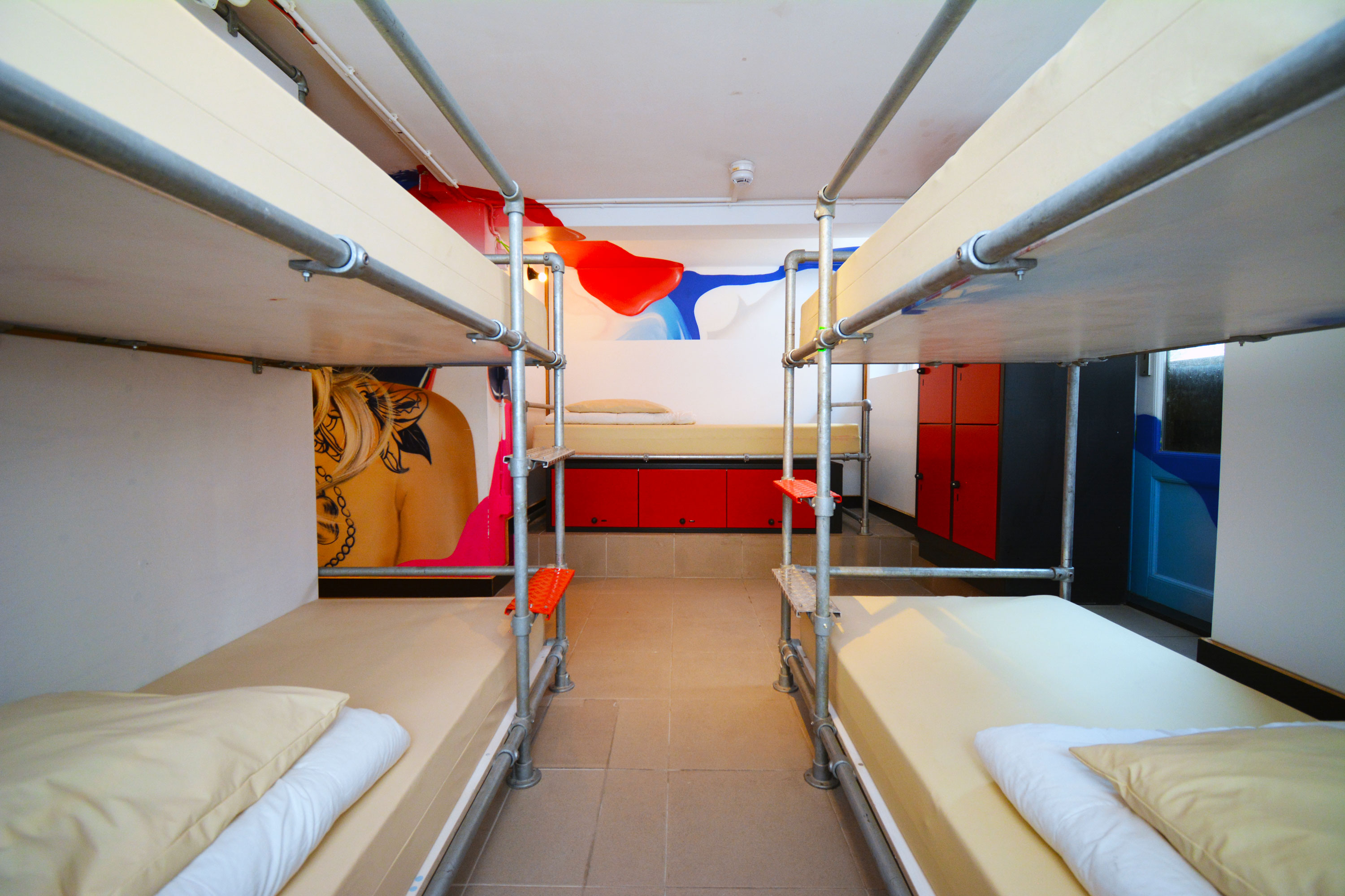 Will & Tate City Stay The Hague - Budget Dorm