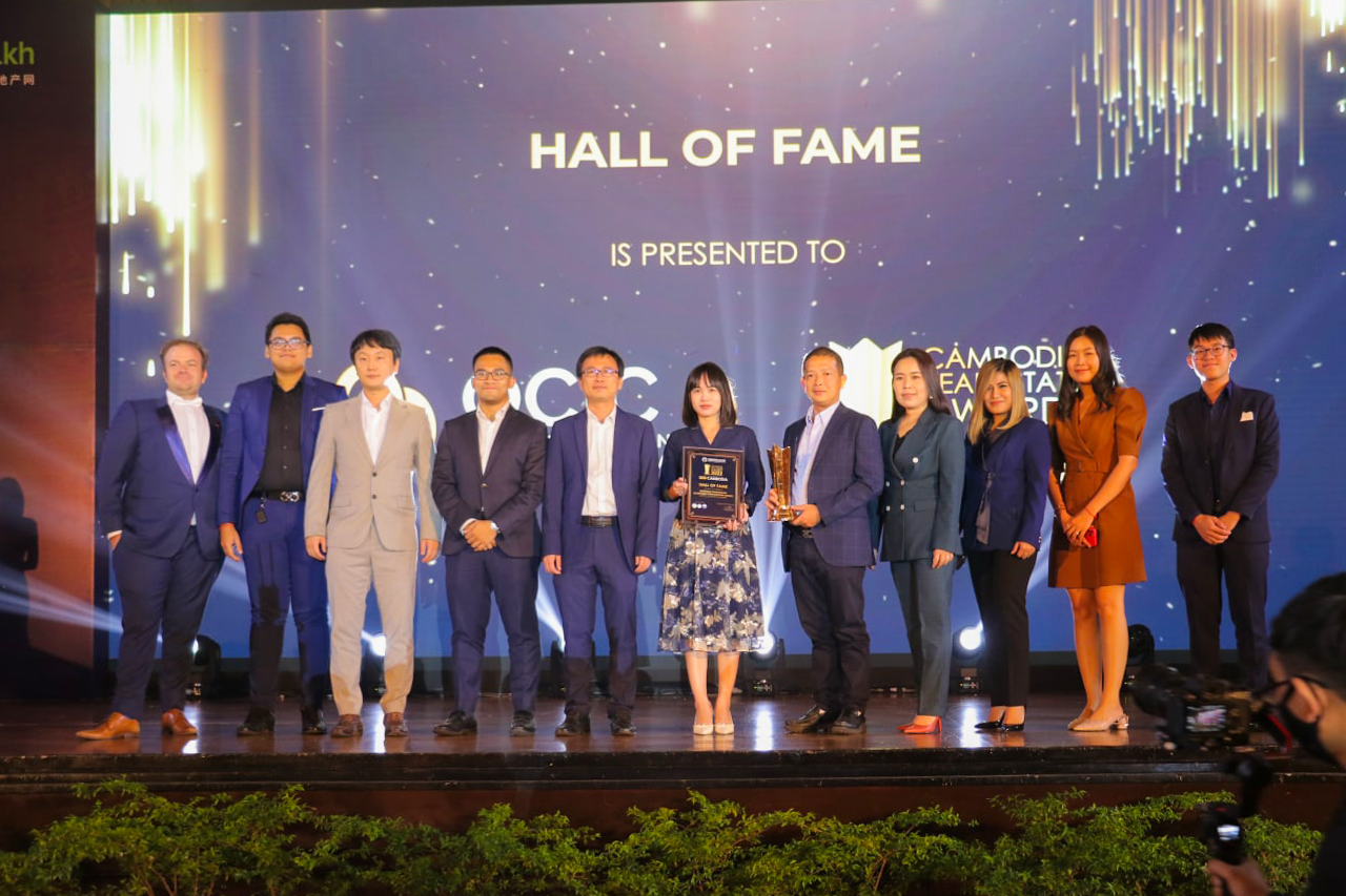 OCIC News - OCIC awarded first First Hall Of Fame Award at CREA 2022