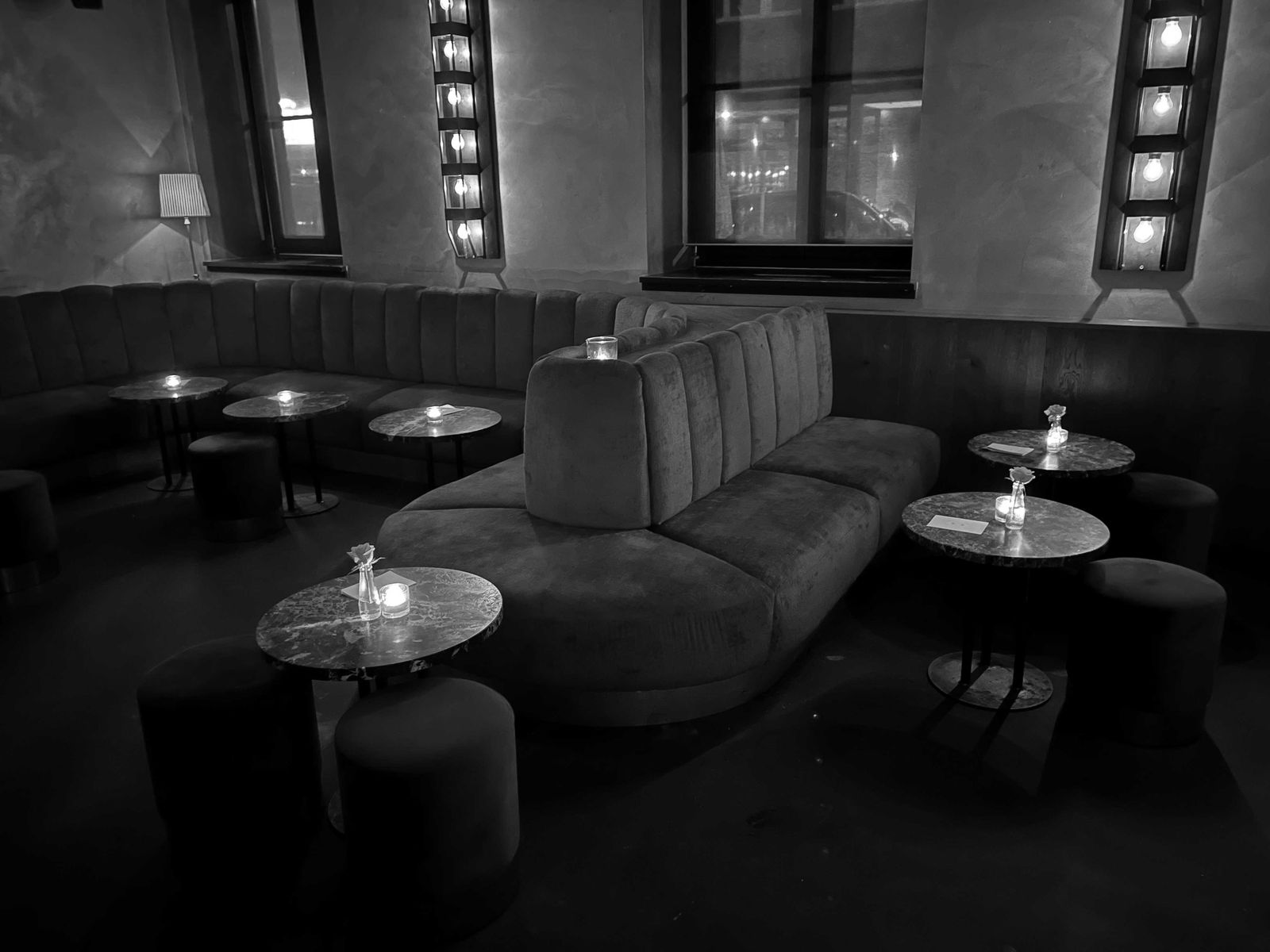 Lola Bar