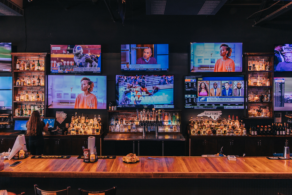 Halftime Pub - Weekly Specials