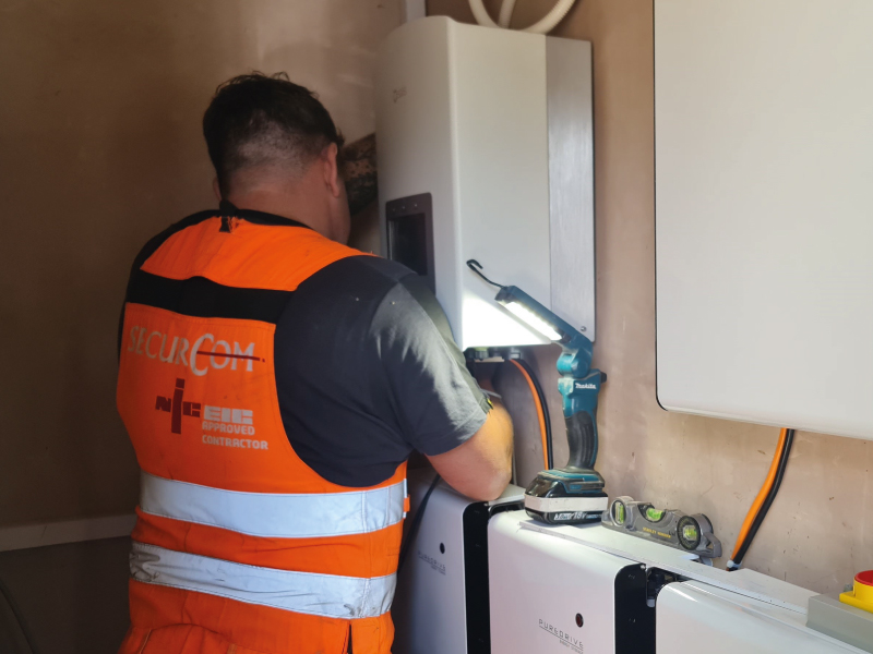 SecurCom Solar | Solar Specialist |About Us