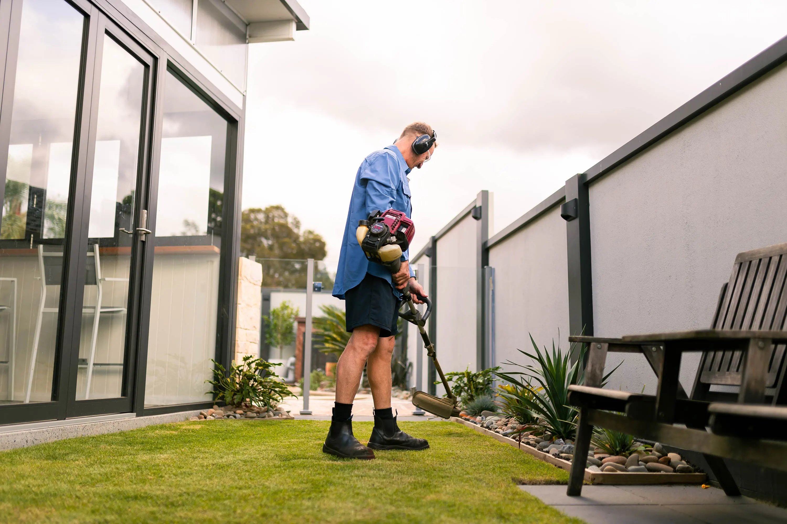 Illawarra Yard Maintenance - Lawn Mowing & Garden Services in Wollongong & Shellharbour