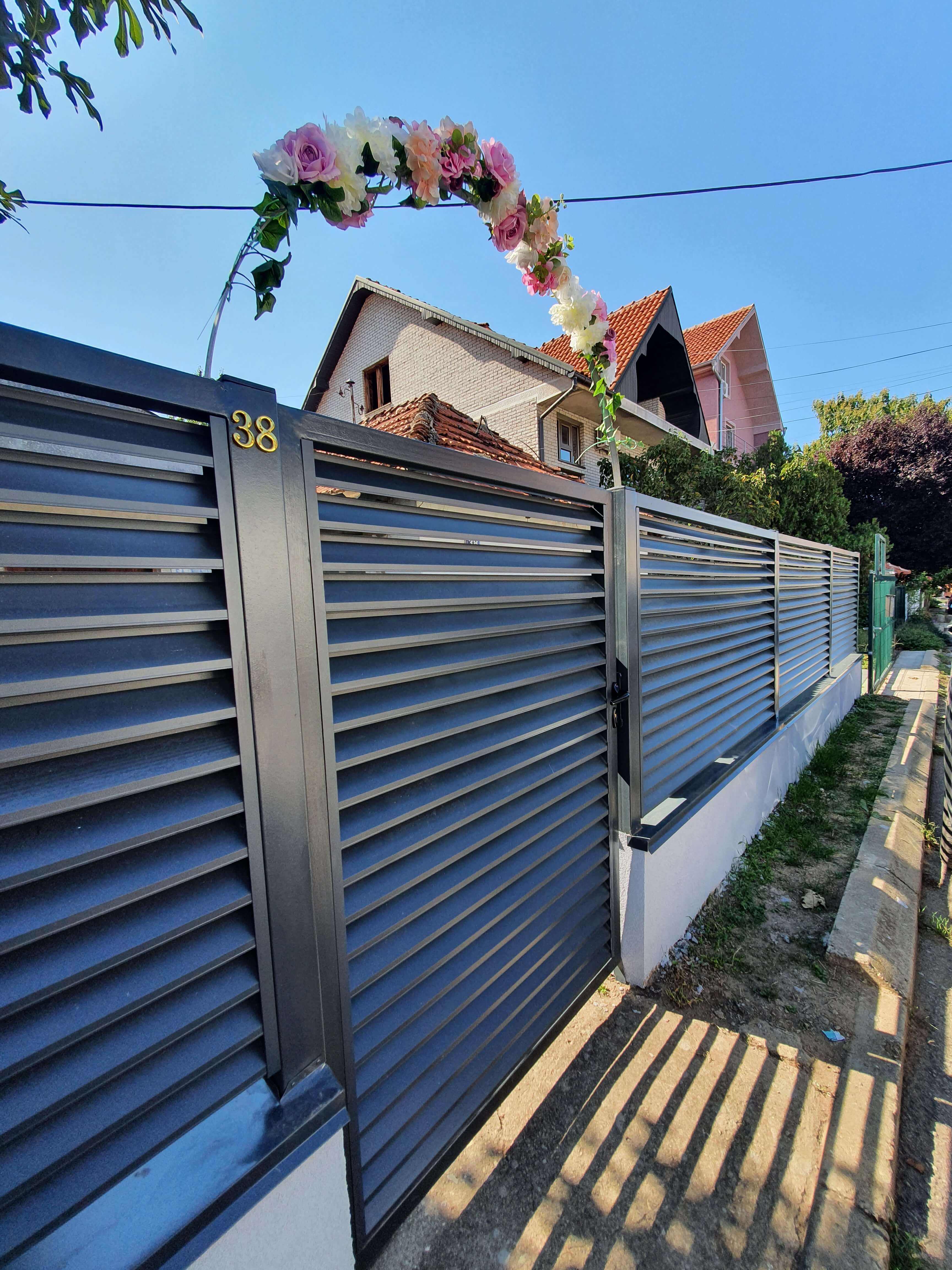 SZR Jugoslav - Izrada Alu Ograda, PVC Stolarije