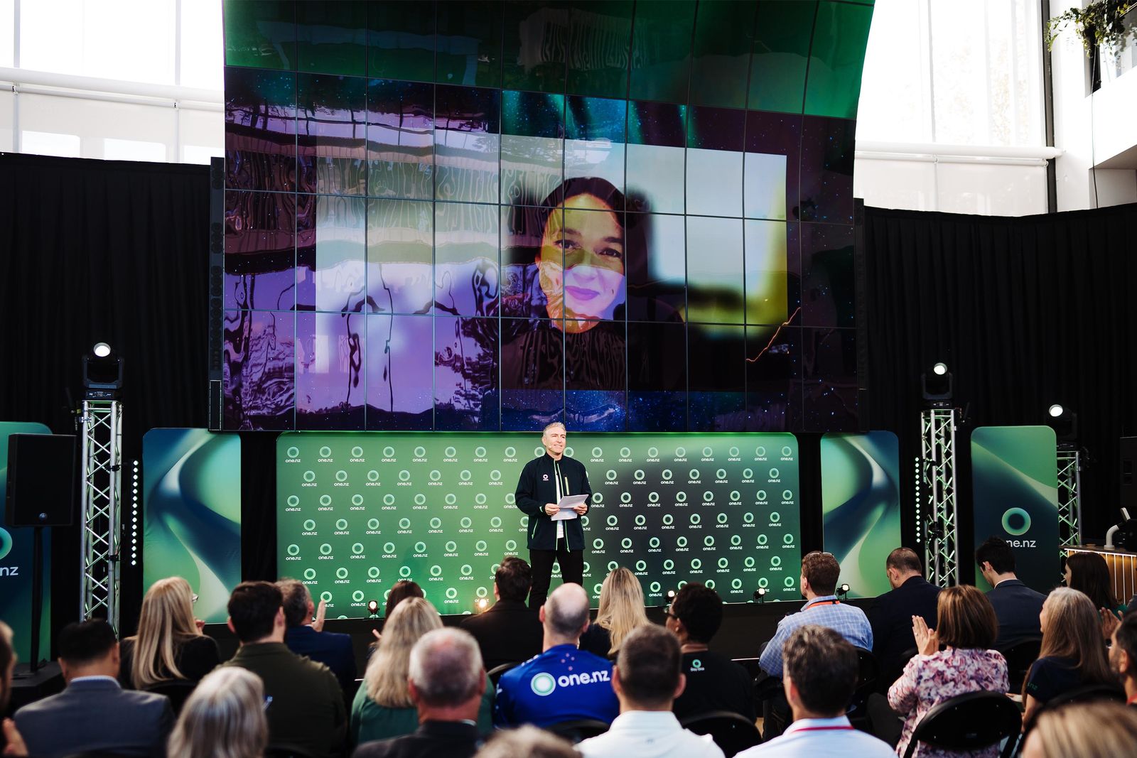 An evening with Hillary Rodham Clinton - Uno Loco