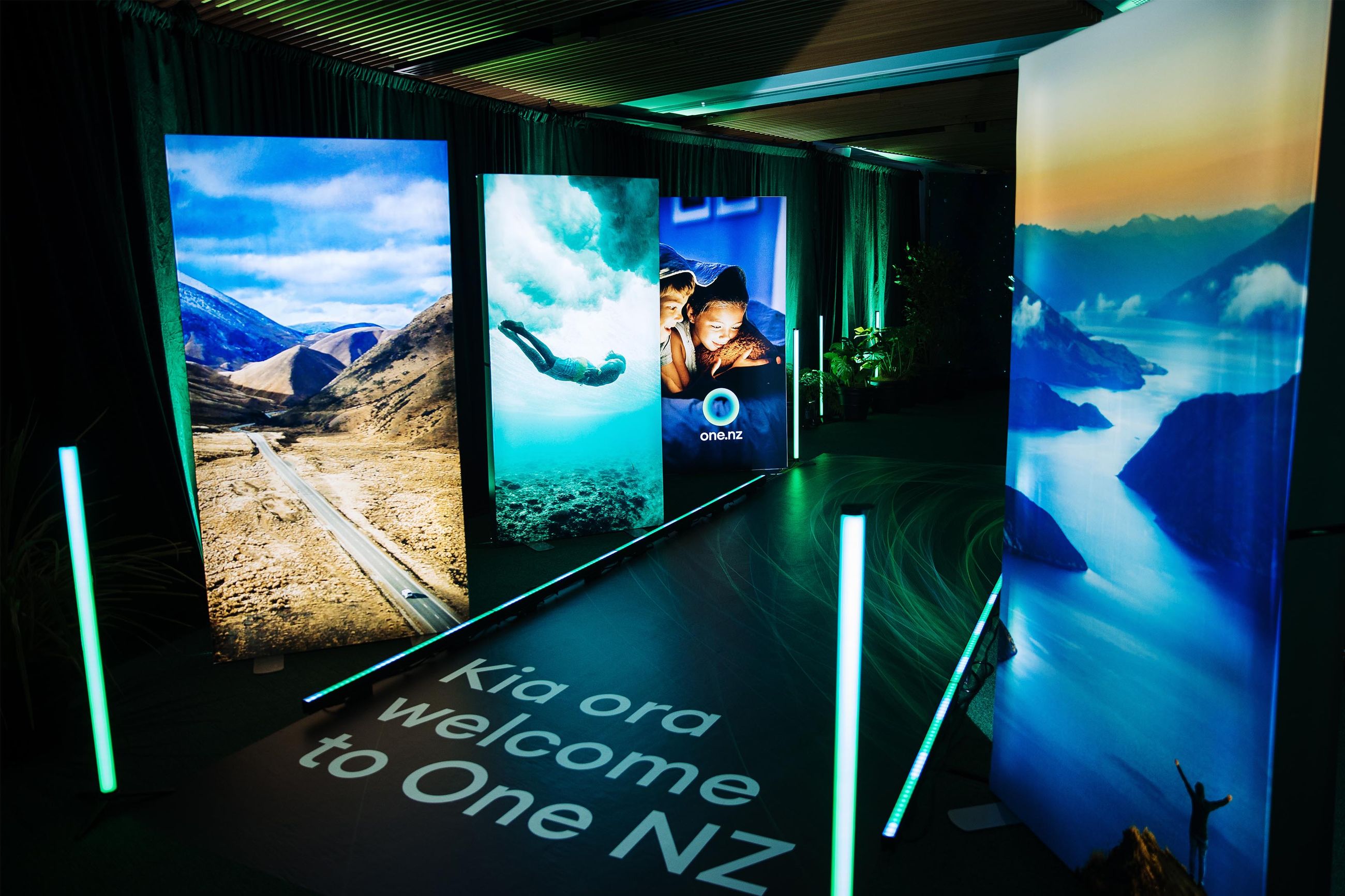Vodafone to One NZ Rebrand - Uno Loco
