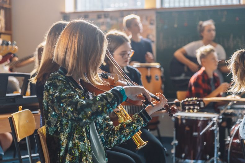 6 Fun Music Activities for Elementary Students | Solfeg.io