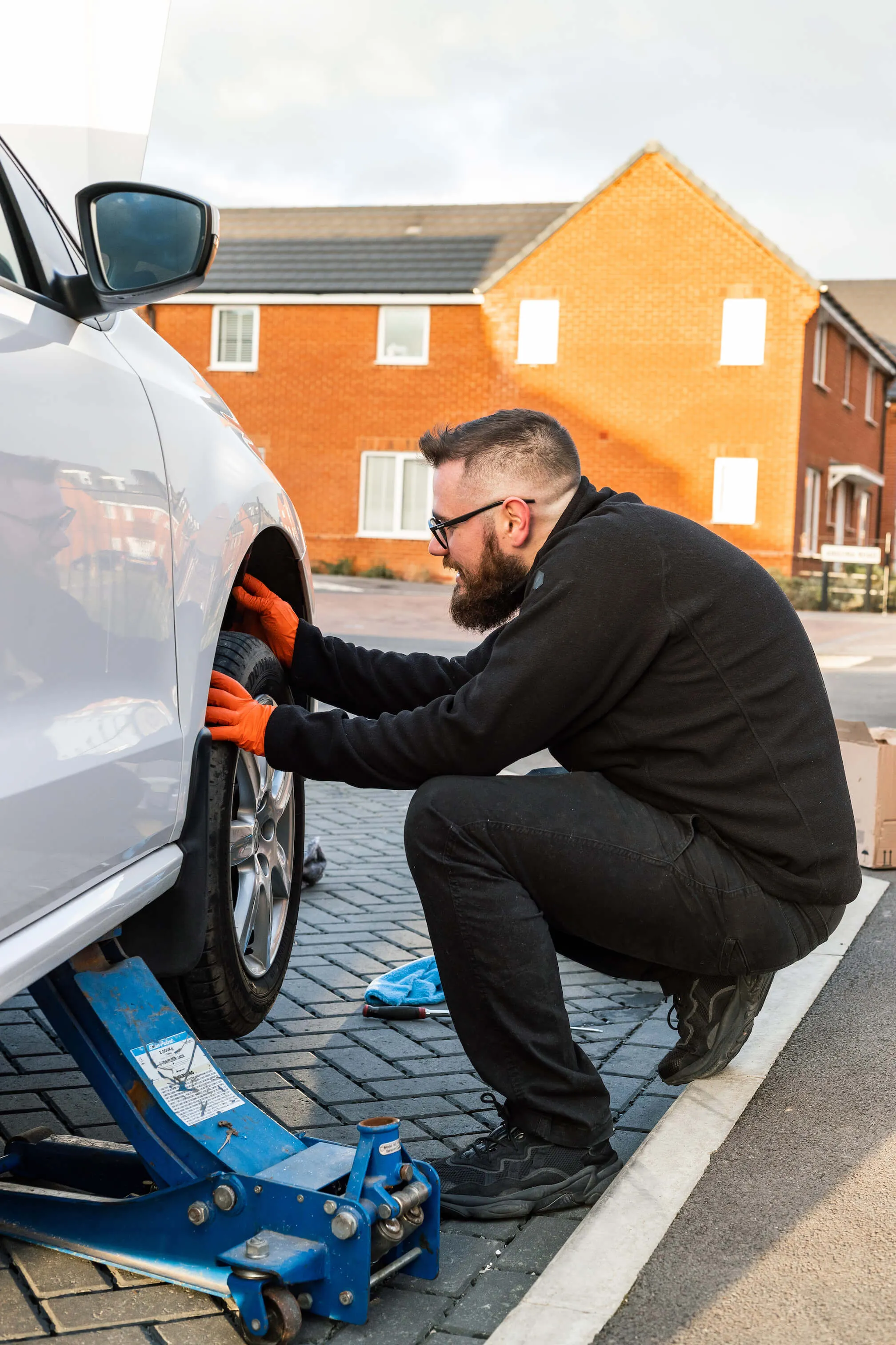 Luke Anson Automotive - Reliable Automotive Support At Home