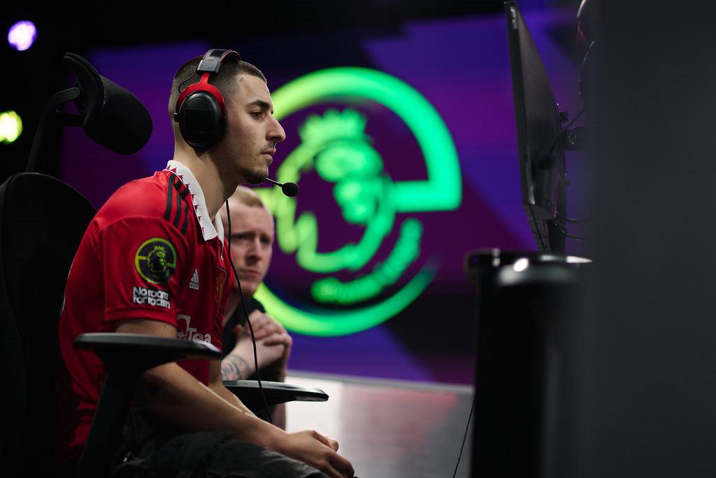 Status Pro Esports represents Manchester United in ePremier League
