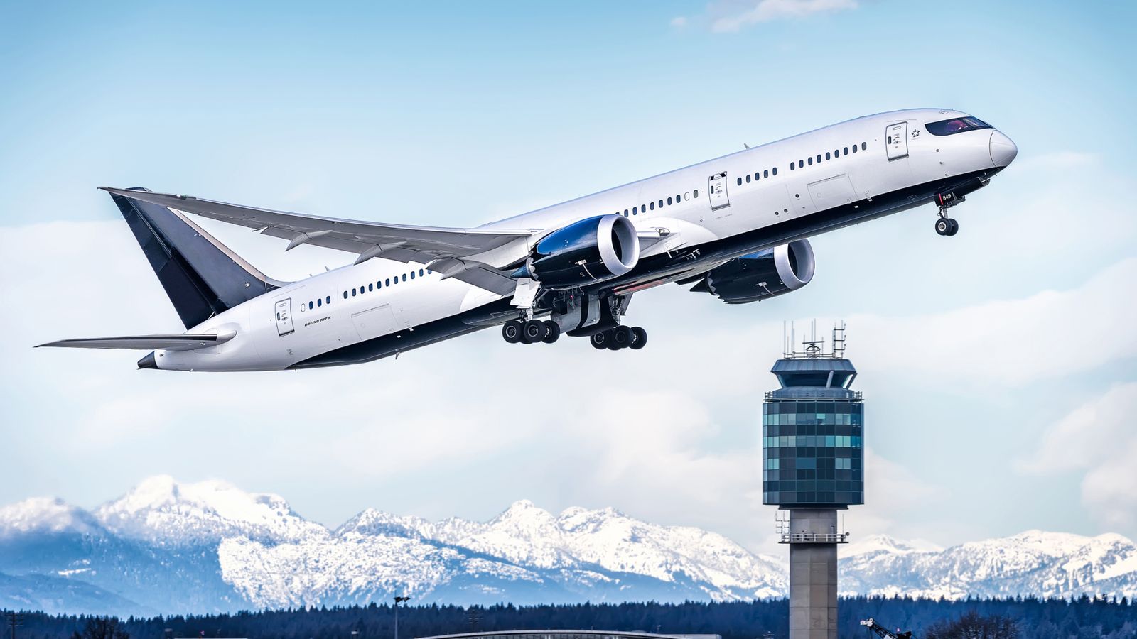 APUs | Innovation at Pratt & Whitney