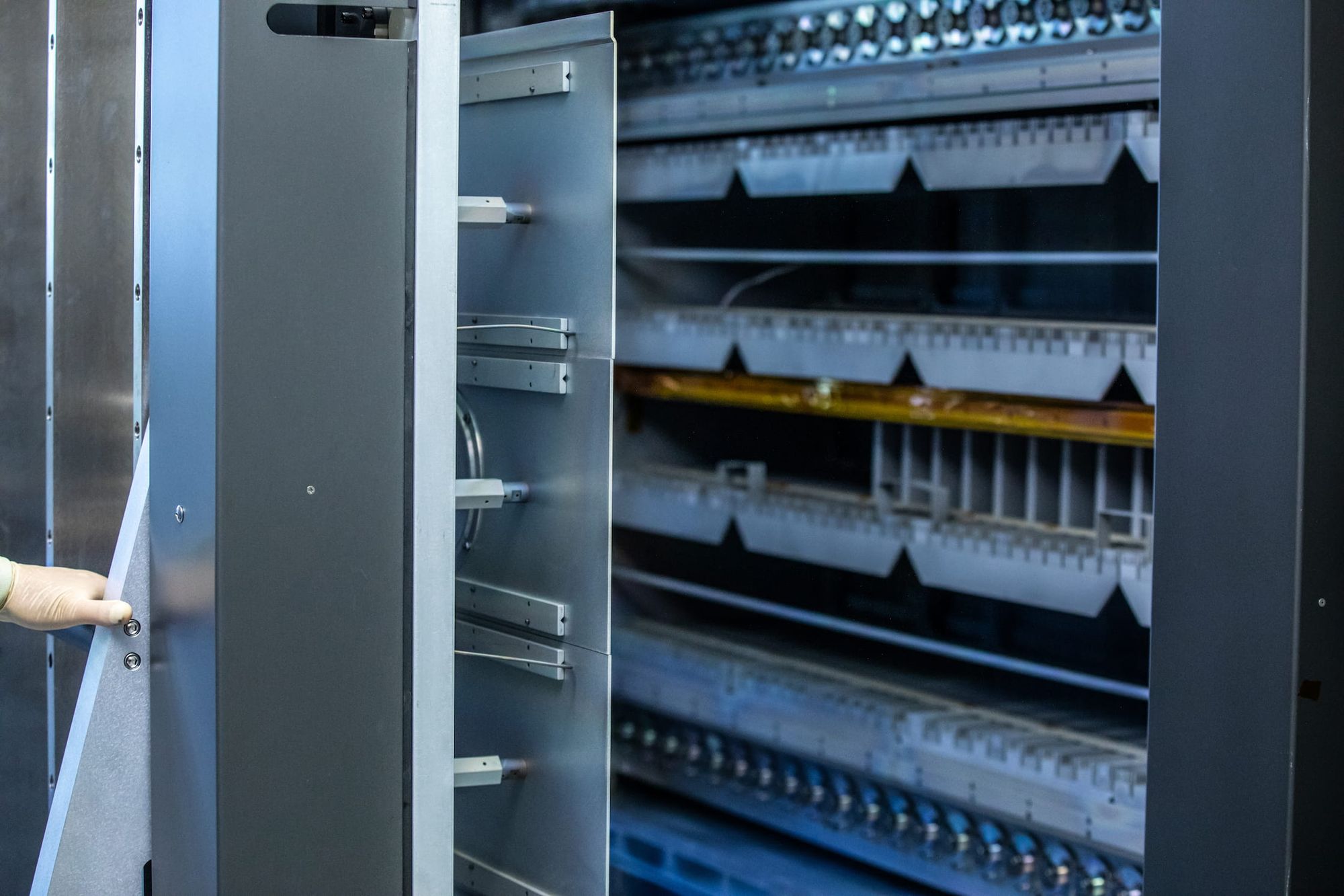 Lotus Applied Technology | TransFlex Roll to Roll ALD