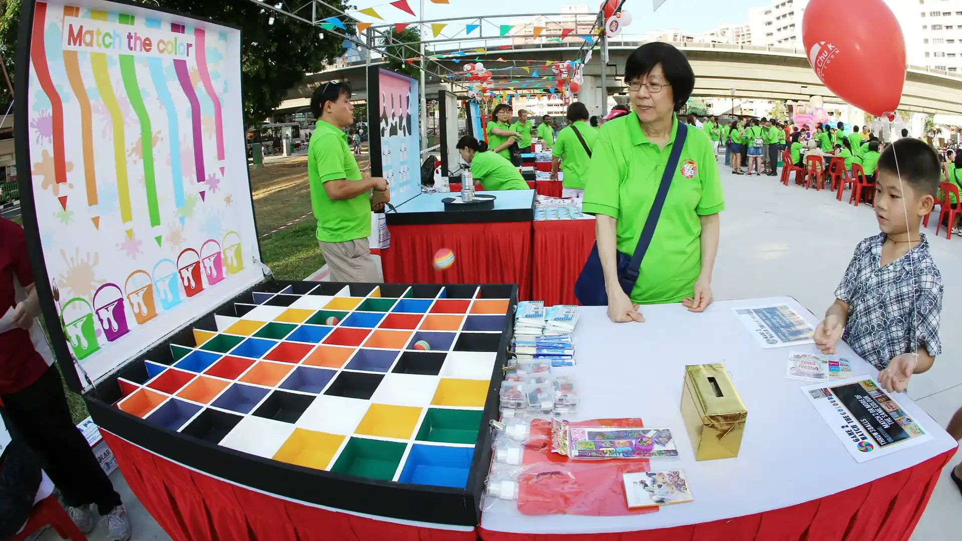 Match The Colour Carnival Game Rental Singapore | FunCo