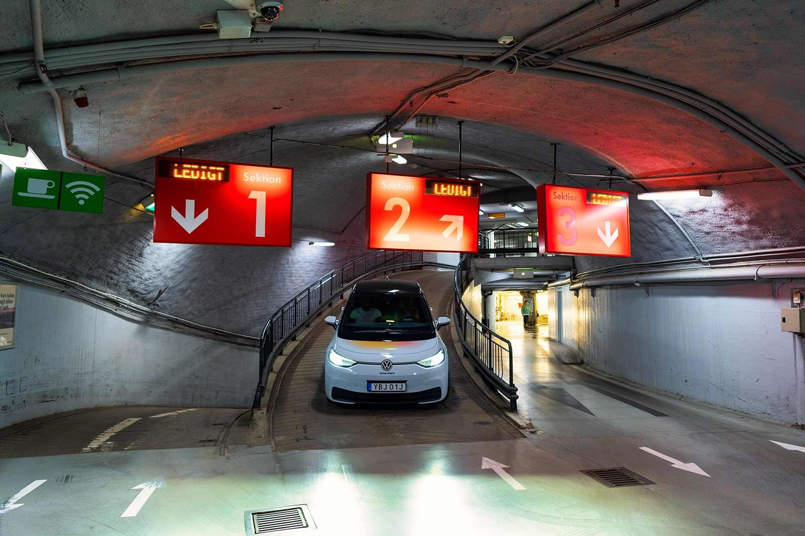 Upplev friheten med företagsbil via Aimo Subscription - Företags ...