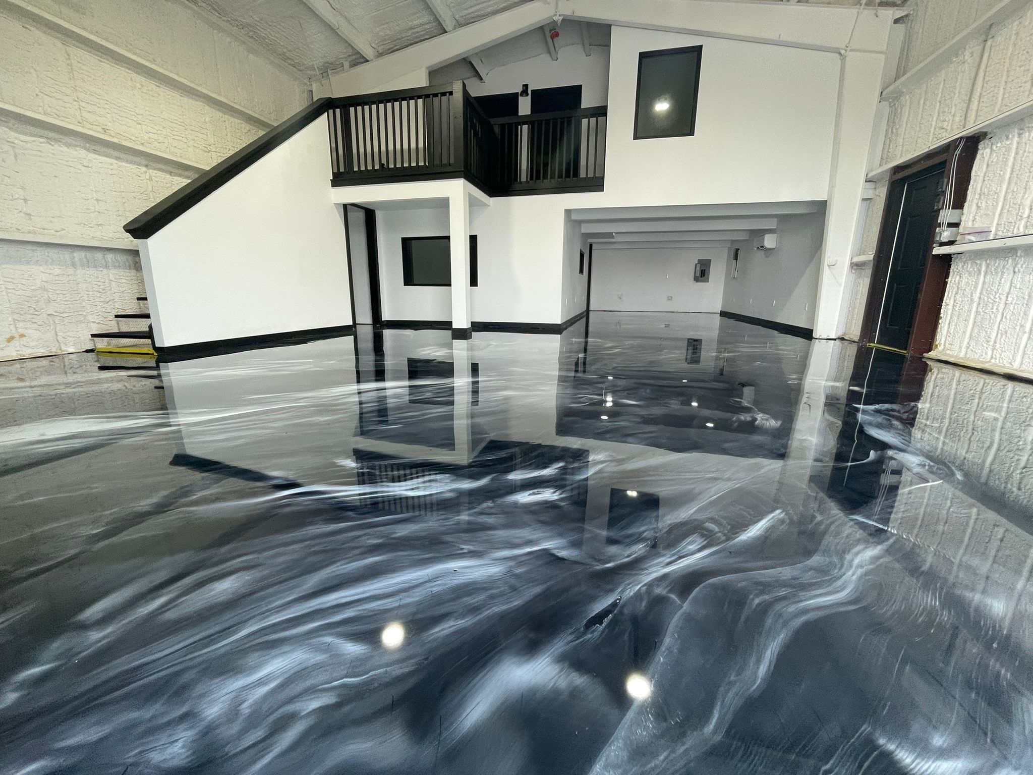 Epoxy Flooring In Orlando | Top Coat Epoxy