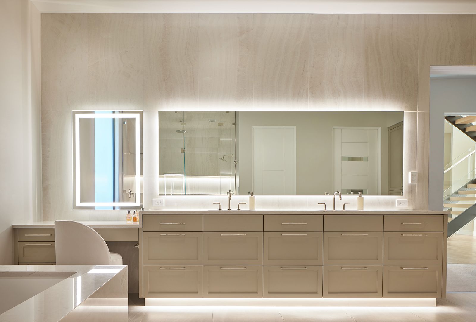 Medina Modern - MacPherson Construction Home