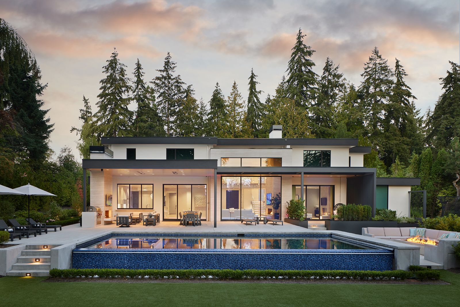 Medina Modern - MacPherson Construction Home