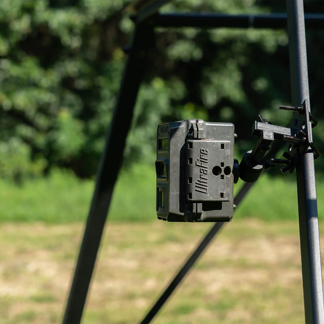 MULTI-PURPOSE CAMERA MOUNT | Blinds, Blind Stands and Accessories ...