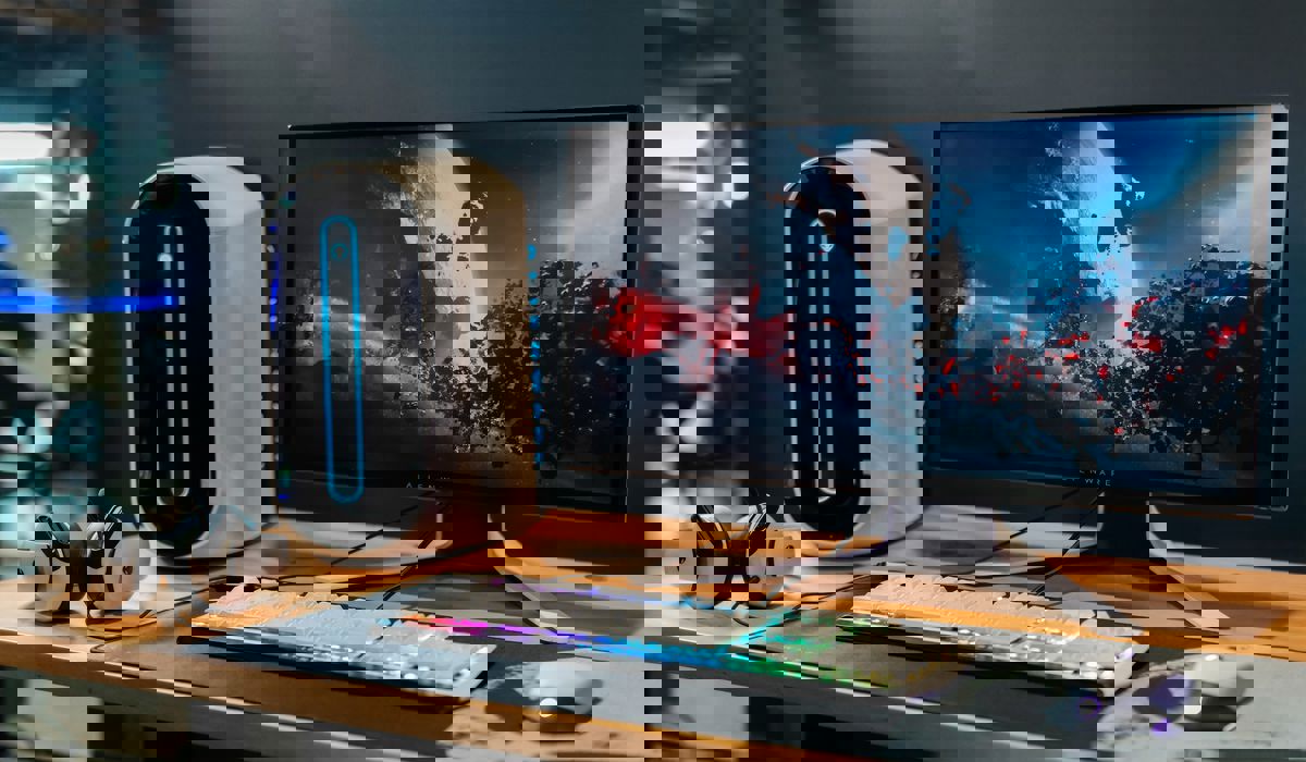 Desktop vs. Workstation: Make the Right Choice to Find Ideal Solution