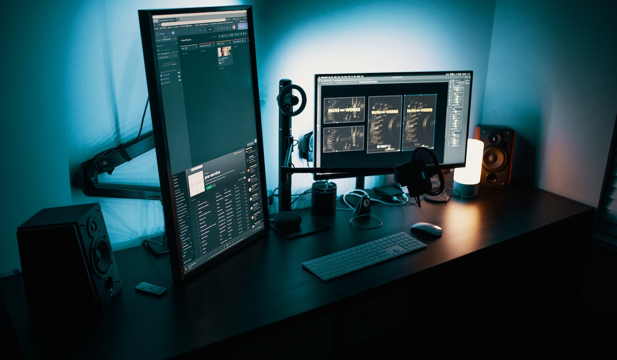 Desktop vs. Workstation: Make the Right Choice to Find Ideal Solution