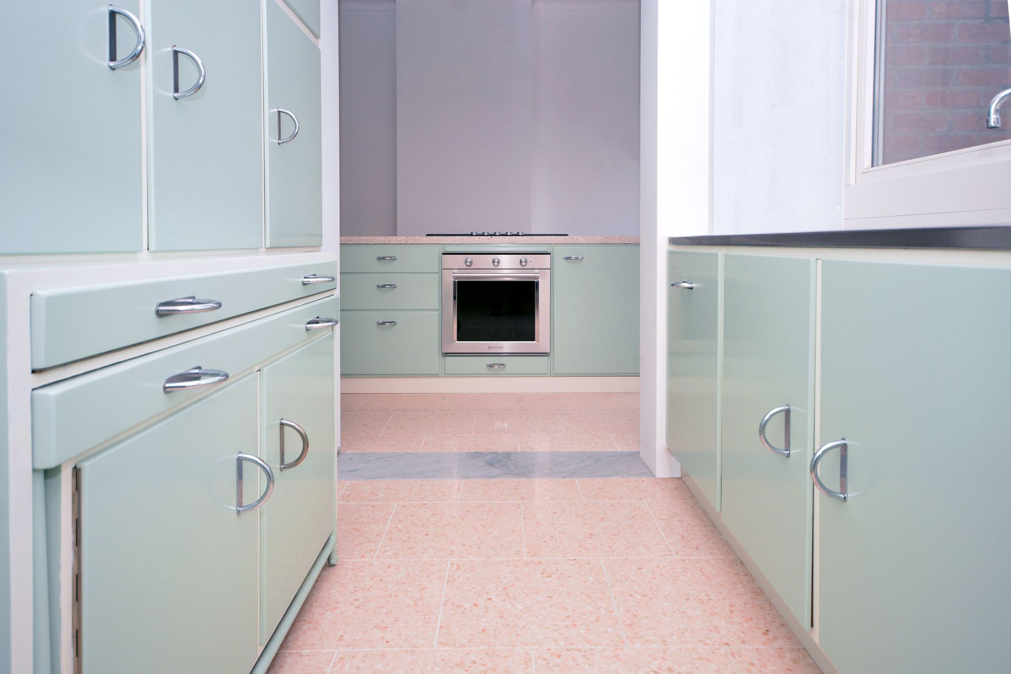 CUBEX - ICONIC KITCHENS