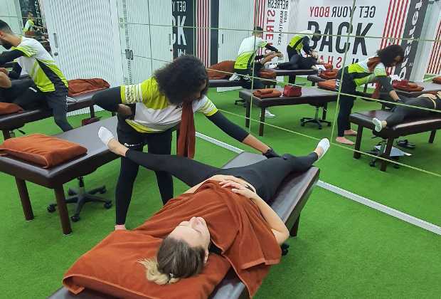 Stretch Workouts In Abu Dhabi | Stretching Studio In Abu Dhabi ...