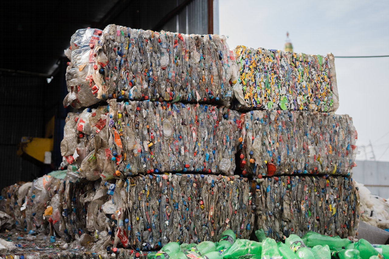 Plastic recycling: the problems and solutions | Ecobliss Retail