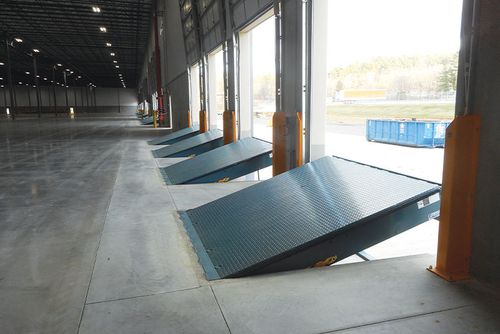 Fast Equipment | Dock Levelers