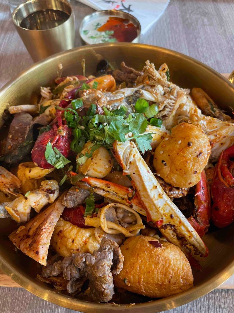 Contact - Big way hot pot