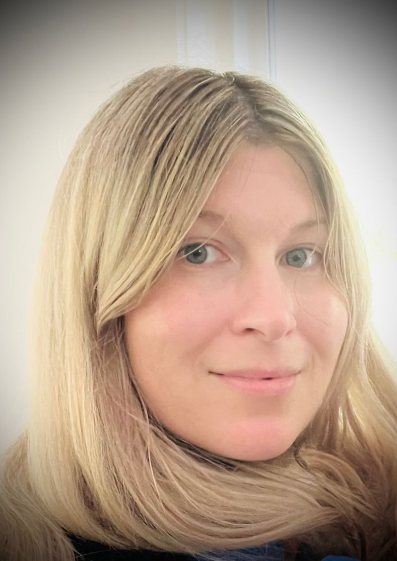 Telecare Professionals | Team Members | Dr. Alida Connell